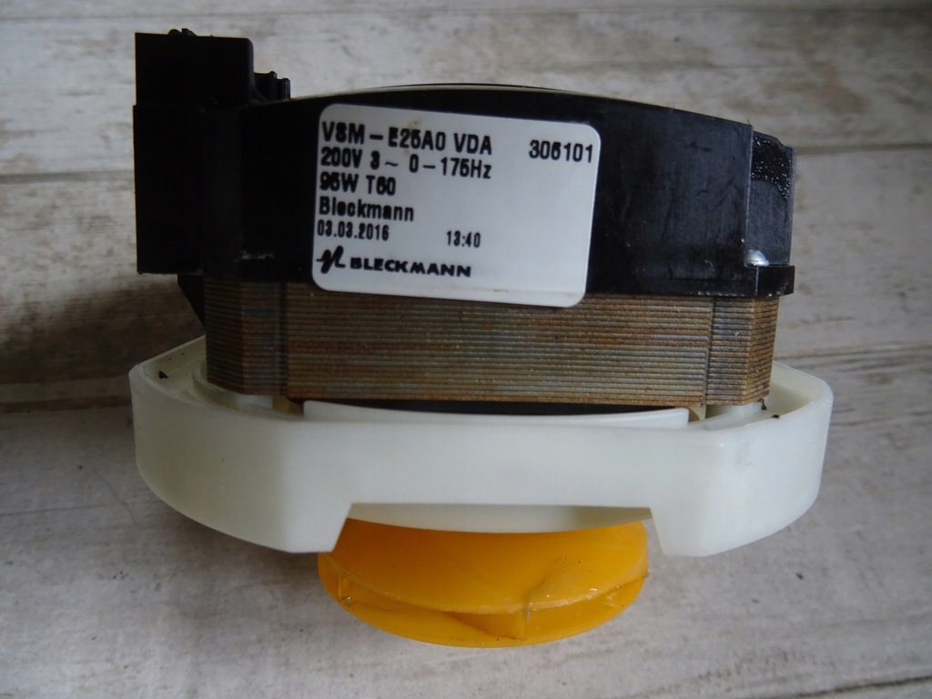 POMPA MYJĄCA OBIEGOWA BLECKMANN VSM-E25A0 VDA - 12100653668 - oficjalne ...