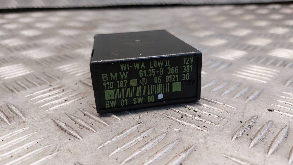 PRZEKAŹNIK WYCIERACZEK BMW E36 8366381 - 13548439260 - oficjalne ...