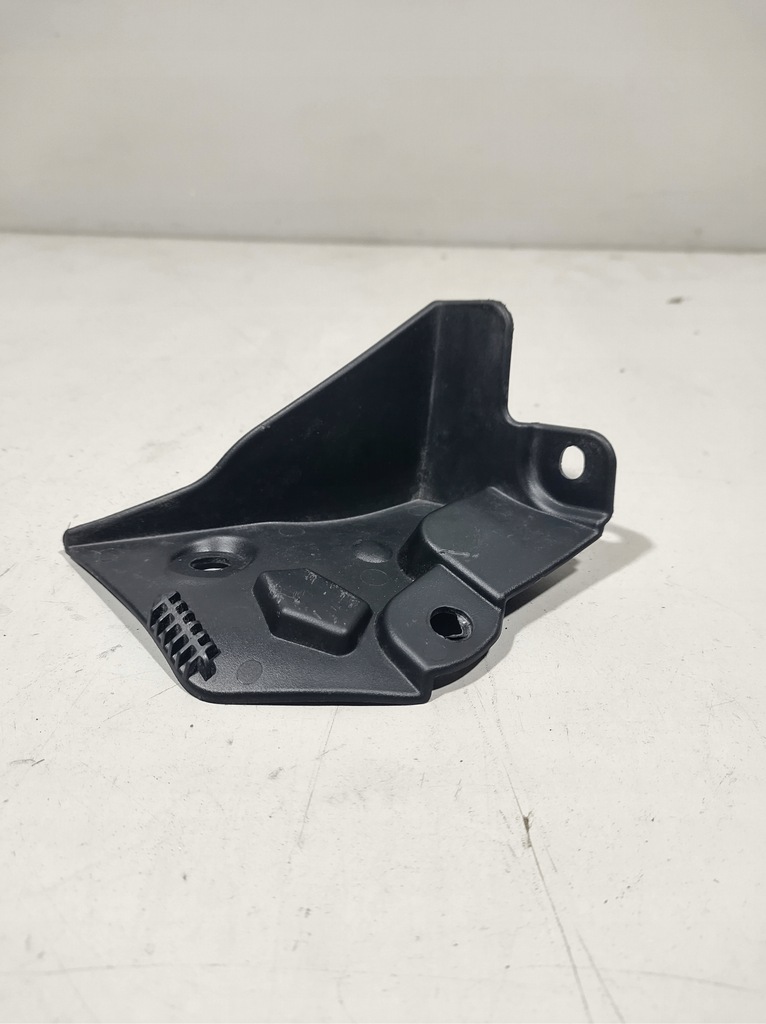 VOLVO XC40 21r OSŁONA ZAŚLEPKA ZAWIASU MASKI LEWA 31479538 ...