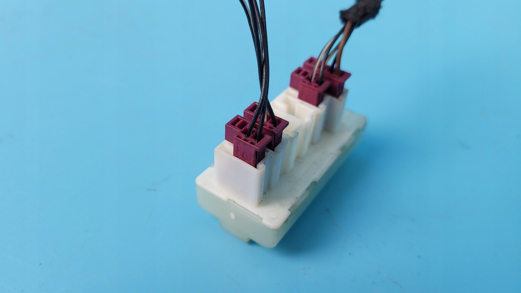 MERCEDES ROZDZIELACZ PRĄDU A0009820412 - 11277780566 - oficjalne ...