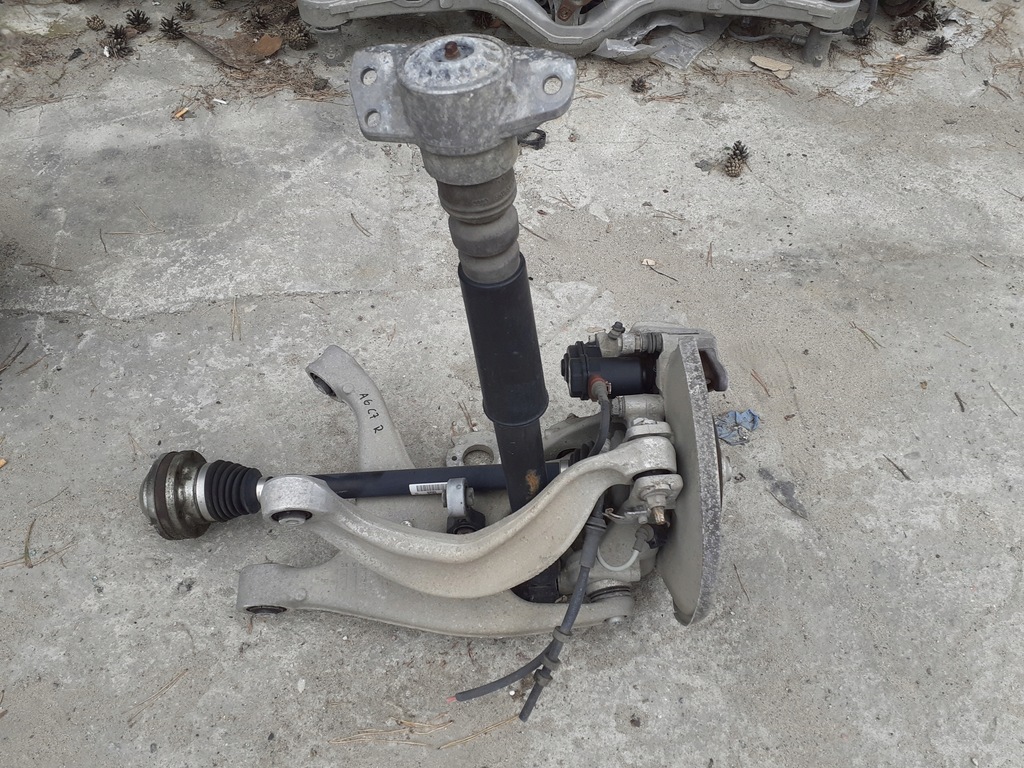 AUDI A6 C7 ZWROTNICA TYŁ PRAWA WAHACZE 8R0505312F - 9634122248 - oficjalne archiwum Allegro