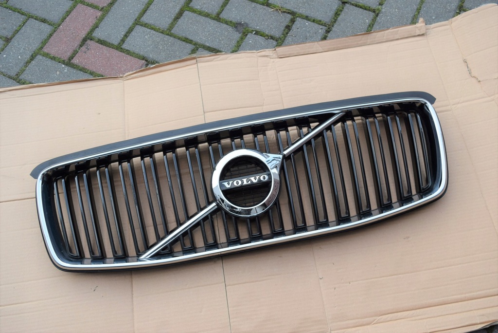 VOLVO XC90 II GRILL ATRAPA - 11245483046 - oficjalne archiwum Allegro