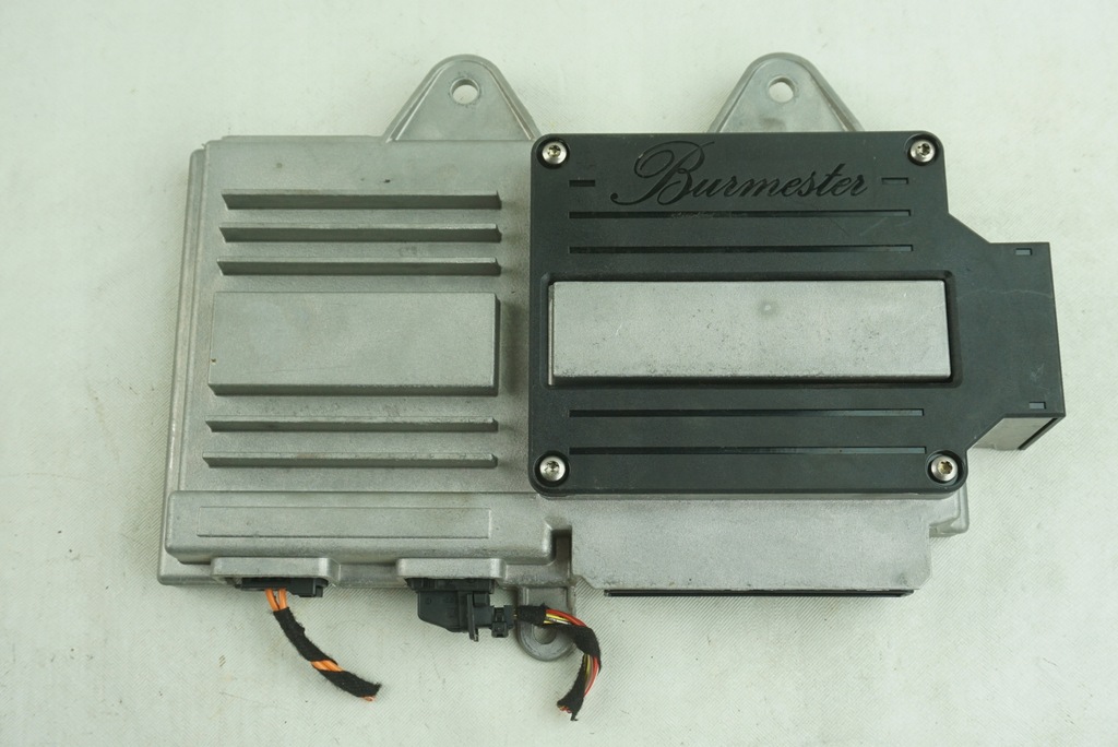 WZMACNIACZ AUDIO PORSCHE CAYENNE 7PP035223AB - 11744411161 - oficjalne ...