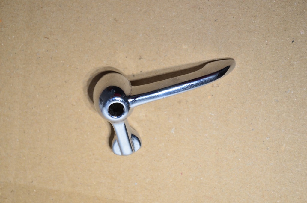 Klamka szyby trójkątnej obrotowej CHROM 126p 125p - 13469557842 - oficjalne archiwum Allegro