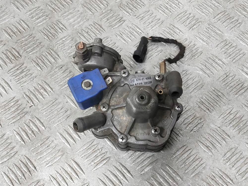 PAROWNIK REDUKTOR GAZU LPG TOMASETTO 67R014066 - 13053070401 - oficjalne archiwum Allegro