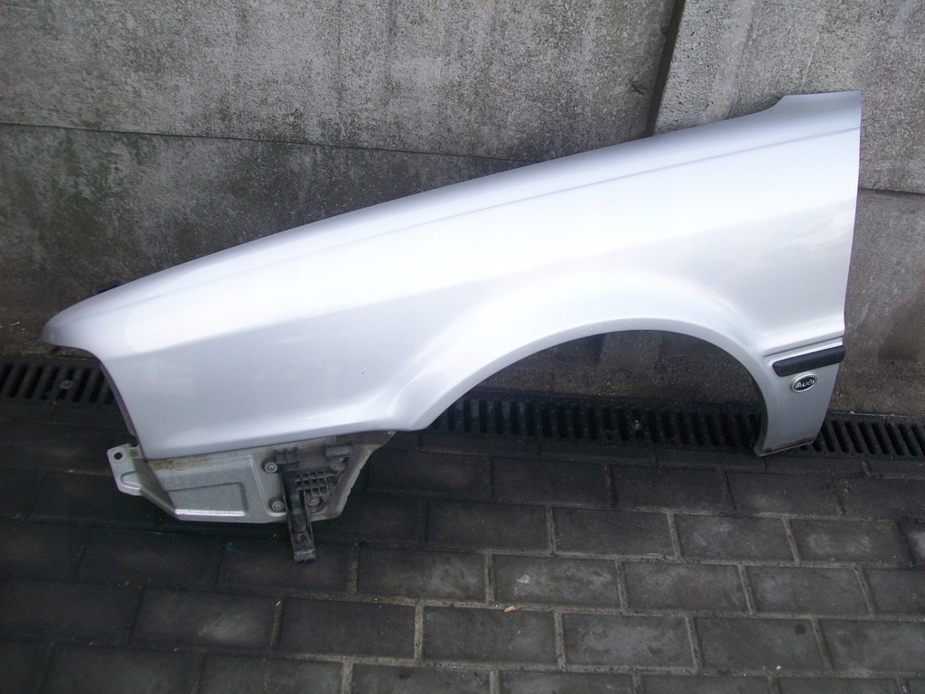 BŁotnik Lewy Audi 80 B4 Kolor Ly7t 12061124541 Oficjalne Archiwum