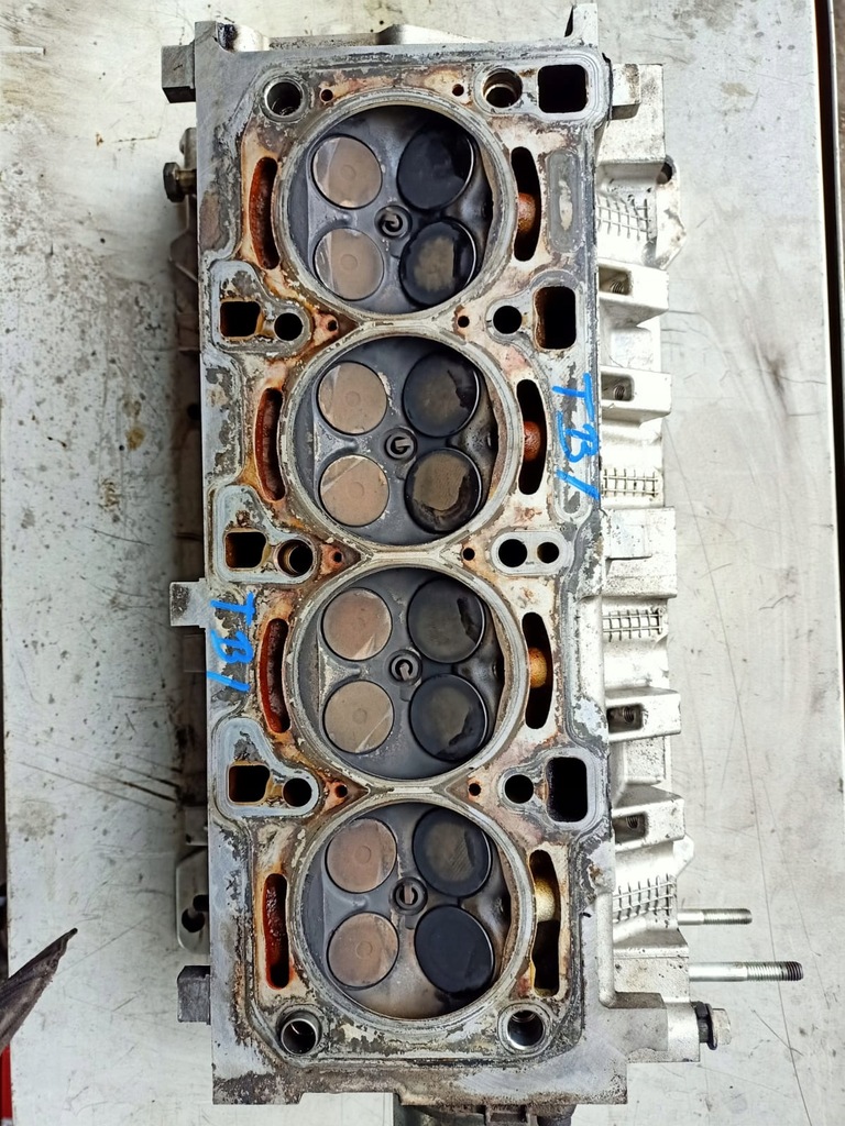 Alfa Giulietta Głowica wałki 1.75tbi 235k 940A1000 - 10665235020 ...