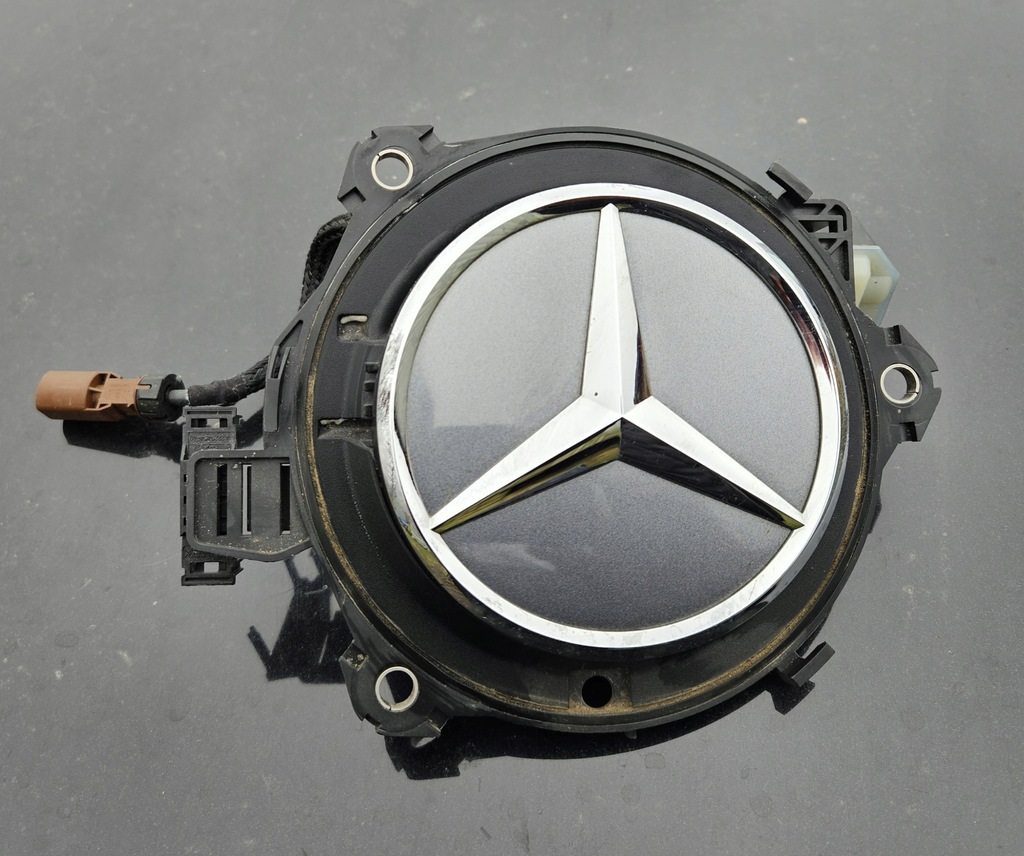 MERCEDES GLC KAMERA COFANIA EMBLEMAT ZNACZEK MECHANIZM a0997500300 ...