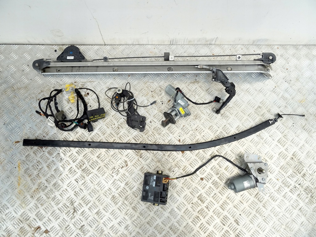 MECHANIZM DRZWI BOCZNE PRAWE ELEKTRYCZNE VW T5 - 10887307034 ...