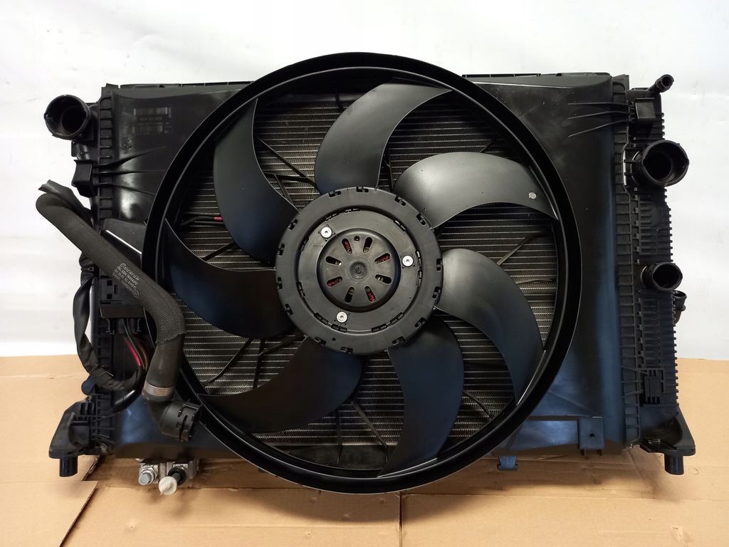 KOMPLET CHŁODNIC WENTYLATOR MERCEDES SL350 SL400 SL500 R231 A2047238265 ...