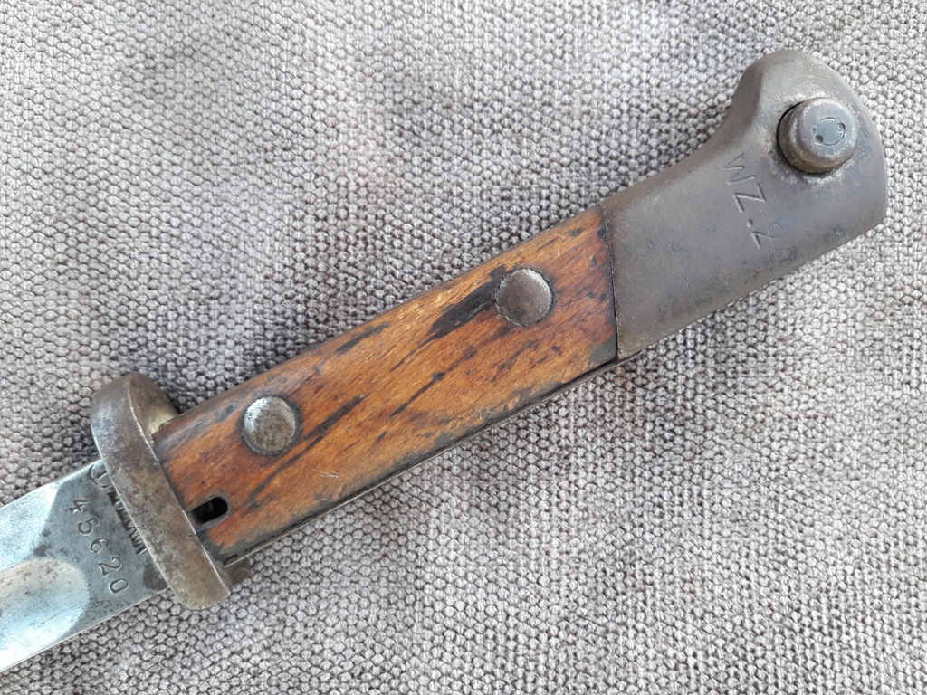 Polski bagnet PERKUN WZ.24 / odbiór " T " / niski numer / oznaczenie ...