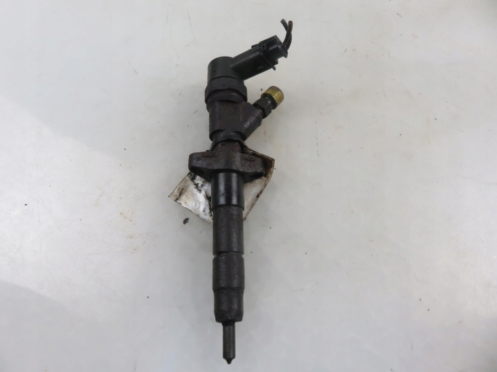 WTRYSKIWACZ RENAULT MASTER II 2.5 dCi 0445110141 8200146357 ...