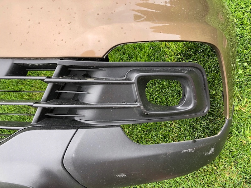 RENAULT CAPTUR LIFT LEWA KRATKA RAMKA NA HALOGEN - 10870849721 - oficjalne archiwum Allegro