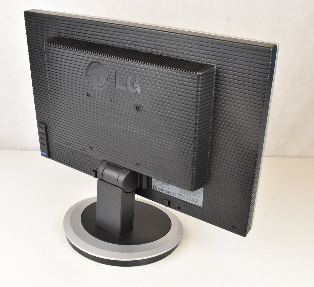 Monitor LG Flatron Wide Flatron L204WT SF 20" - 7411263135 - oficjalne ...