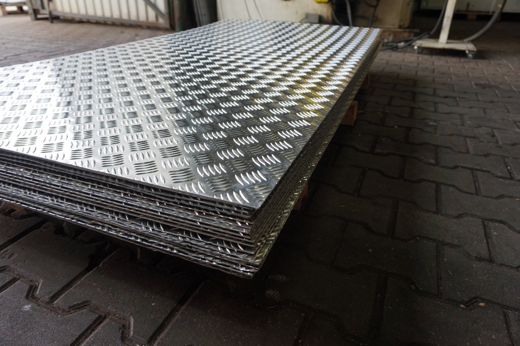 Blacha aluminiowa ryflowana 1000 x 2000 x 2mm - 7009631820 - oficjalne archiwum Allegro