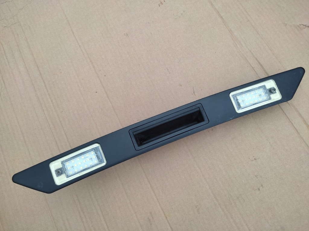 AUDI A3 LISTWA PODŚWIETLENIA TABLICY LED 8P4827574 - 13835065477 ...