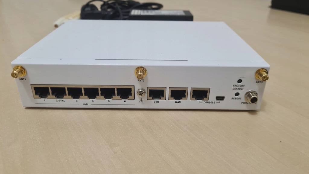 Check Point L-71W - router / firewall sprzętowy - 12984442071 ...