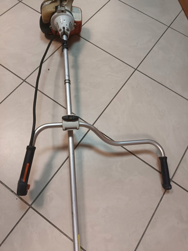 Kosa spalinowe Stihl FS130 - 12772529063 - oficjalne archiwum Allegro