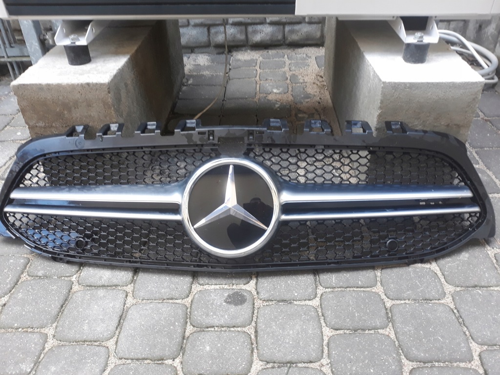 GRILL ATRAPA MERCEDES A KLASA W177 AMG A1778882900 - 11833971938 ...
