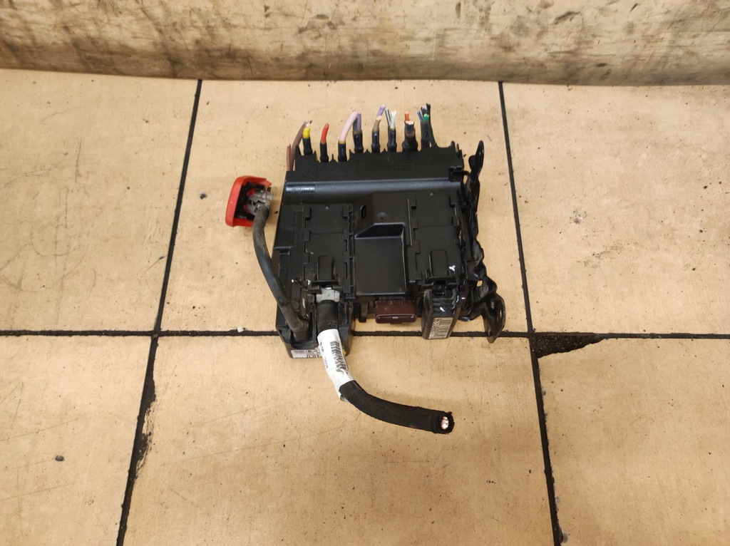 Moduł sterownik skrzynka bezpieczników akumulatora C4 Grand Picasso II ...