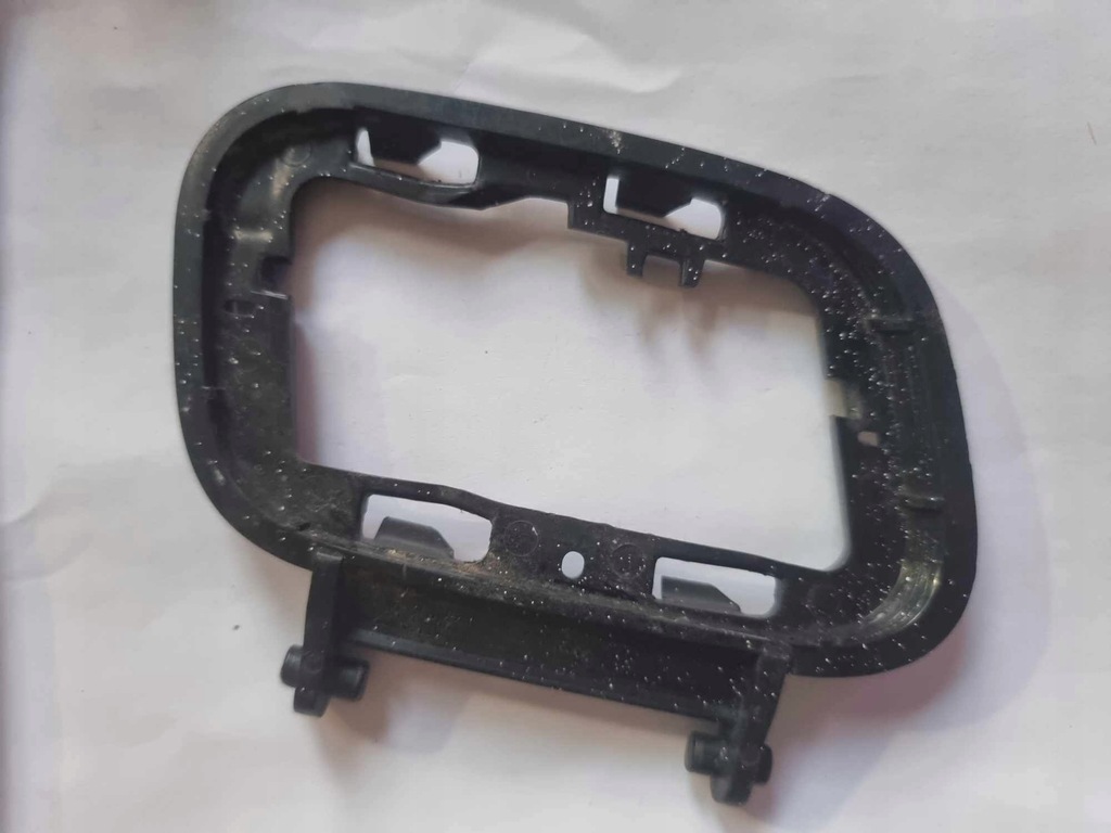 AUDI A4 B8 -> UCHWYT ZAŚLEPKI SPRYSKIWACZA PRAWA 8K0807788 ...