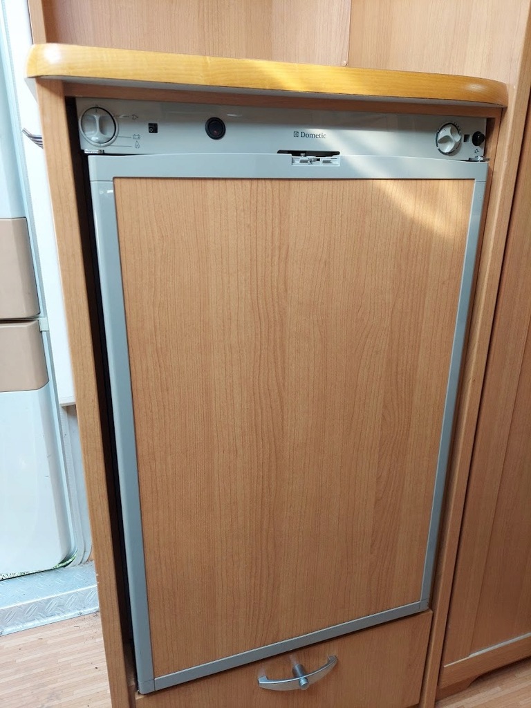 Lodówka kemping kamper Dometic RM7290 gaz/12V/230V - 11126239581 ...