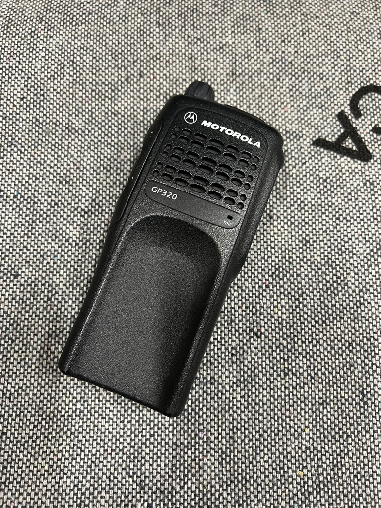 RADIOTELEFON MOTOROLA GP320 UHF 403-470 - 12745341593 - oficjalne archiwum Allegro