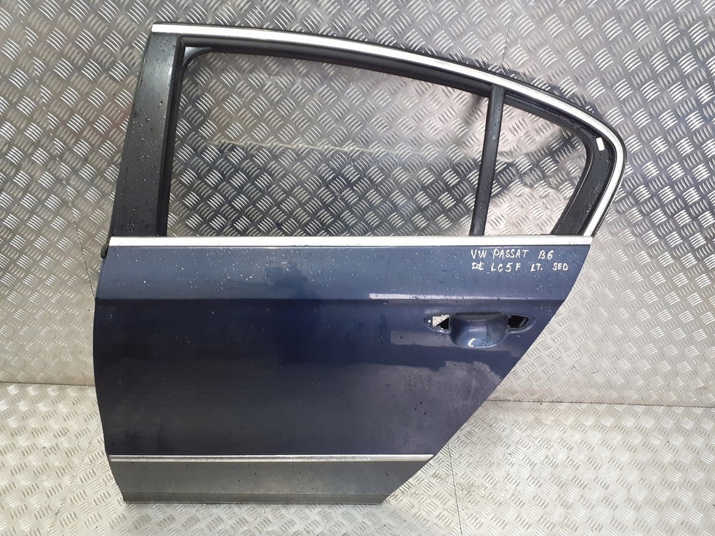 DRZWI LEWY TYŁ VW PASSAT B6 LC5F SEDAN - 16919150405 - oficjalne ...