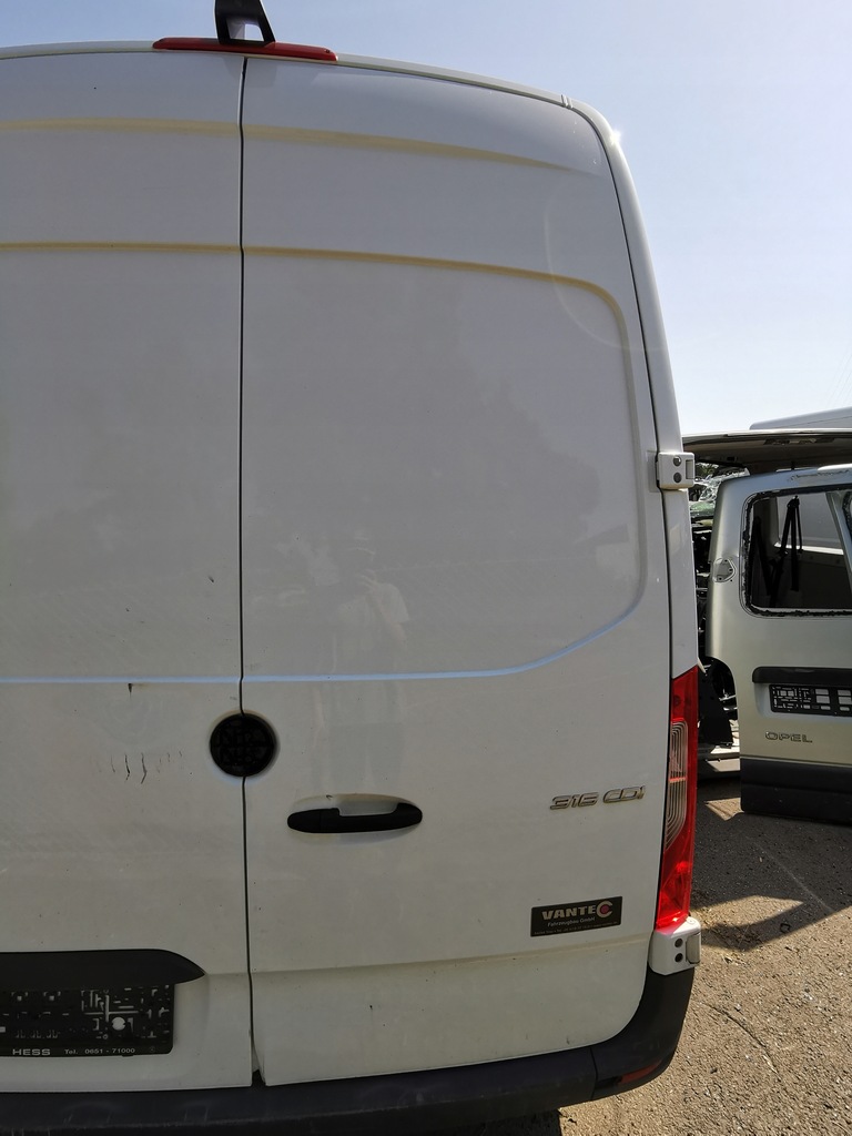 Sprinter W907 2019 drzwi prawy tył - 12439847979 - oficjalne archiwum ...