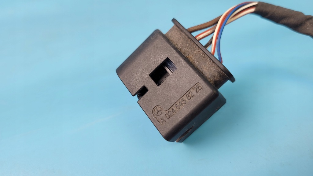 MERCEDES WTYCZKA KOSTKA A0245458226 5 PIN - 12292436243 - oficjalne ...