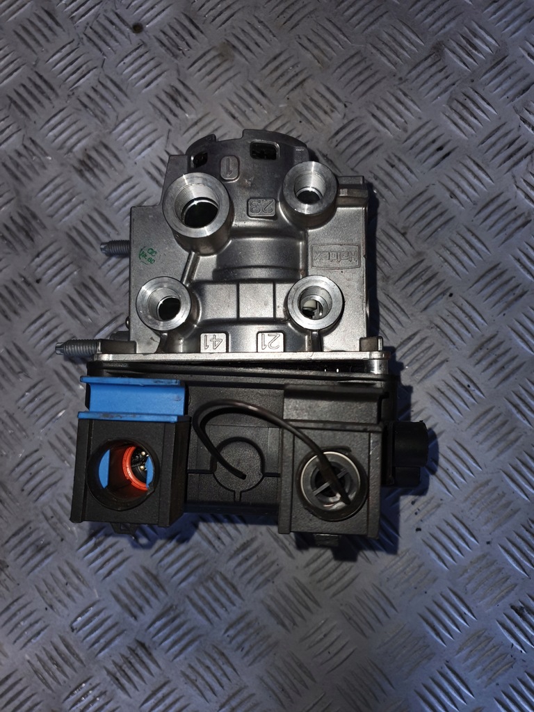 ZAWÓR MODULATOR EBS ABS NACZEPA HALDEX 823008001 - 10021330669 ...