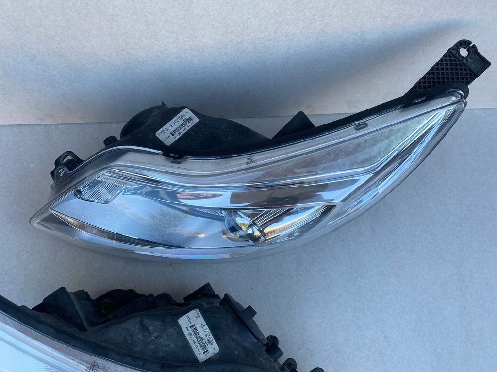 Lampy BI Xenon KSENONY LED Ford Focus MK3 Idealne - 12130090500 ...