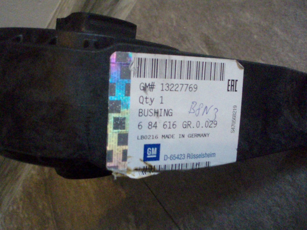 ŁAPA PODUSZKA 13227769 BM OPEL INSIGNIA 2.0 - 7298693541 - oficjalne ...