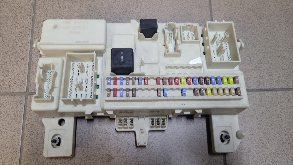 VOLVO V50 S40 SKRZYNKA BEZPIECZNIKÓW MODUŁ CEM BSI 30765015 - 14696518216 - oficjalne archiwum ...
