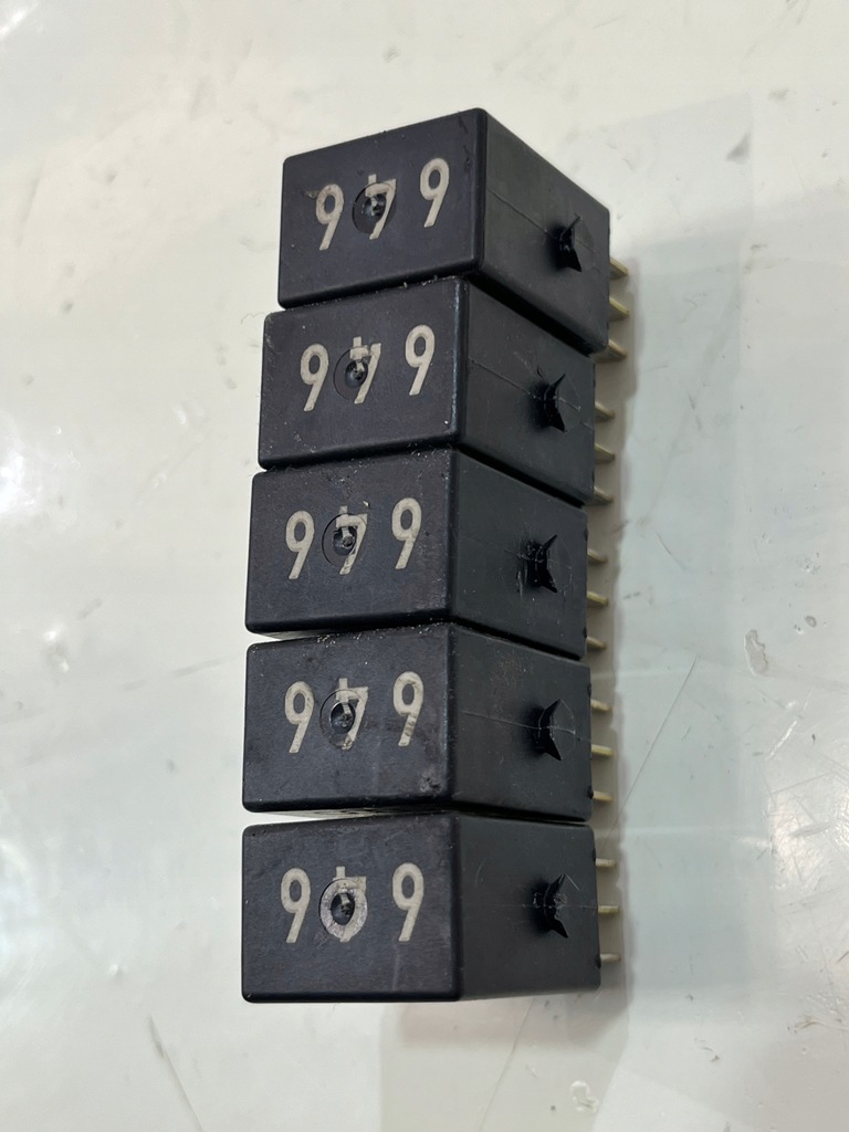 PRZEKAŹNIK AUDI A8 D4 4H0951253C - 15376826918 - oficjalne archiwum Allegro