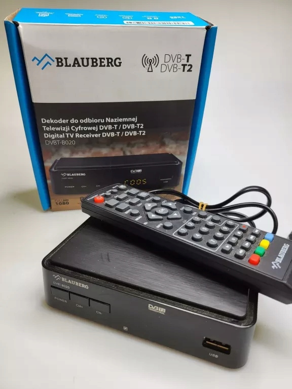 DEKODER BLAUBERG DVBT-B020 TUNER DVB-T2 - 13056510649 - oficjalne archiwum Allegro