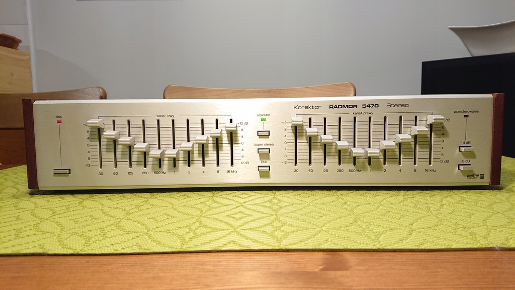 ŁADNY KOREKTOR UNITRA RADMOR 5470 Z GNIAZDAMI - 12566647959 - oficjalne ...