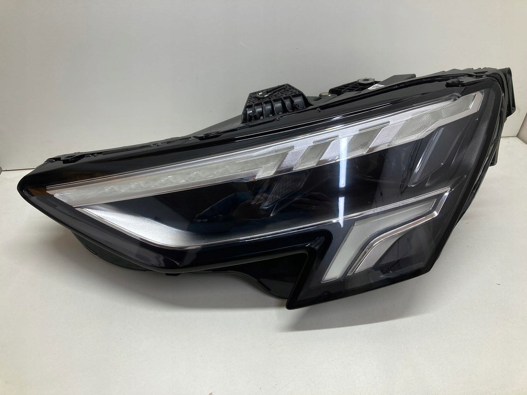 lampa lewa reflektor AUDI A3 8Y0 941 033 full led IDEALNA kompletna ...