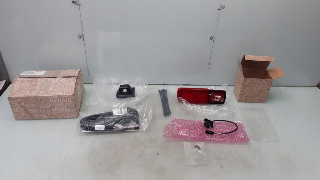 RENAULT TRAFIC III KAMERA COFANIA TYŁ TYLNA 8201673458 - 17265614759 ...