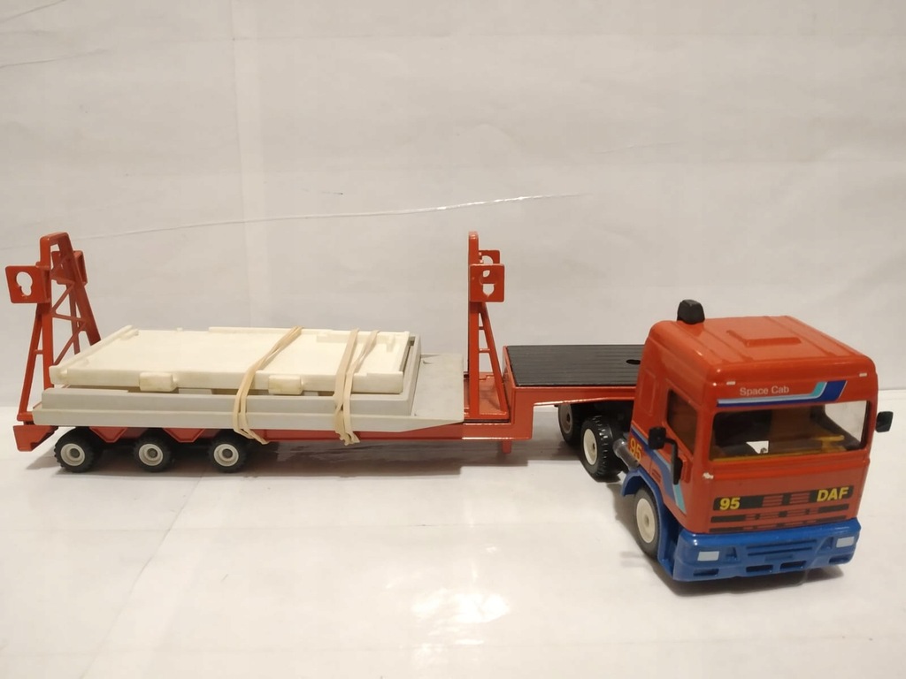 Siku Daf Tir MADE IN GERMANY - 12303591611 - oficjalne archiwum Allegro