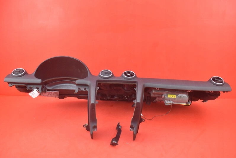 KONSOLA DESKA ROZDZIELCZA AUDI A3 8P 04R - 13433101210 - oficjalne archiwum Allegro