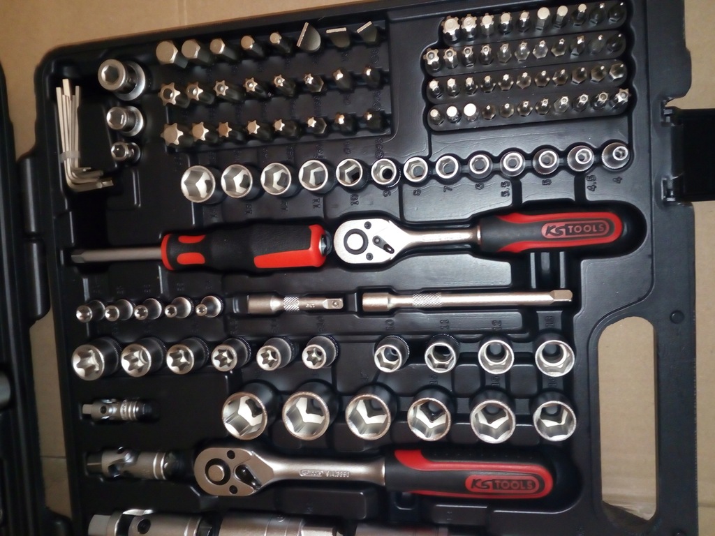 KS TOOLS ZESTAW KLUCZY NASADOWYCH 195 ELEMENTÓW - 8101345988 - oficjalne archiwum Allegro