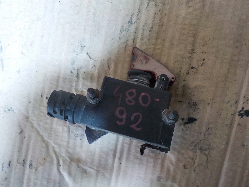 VOLVO FH480 WYŁĄCZNIK PRĄDU 20367498 - 12762132506 - oficjalne archiwum ...