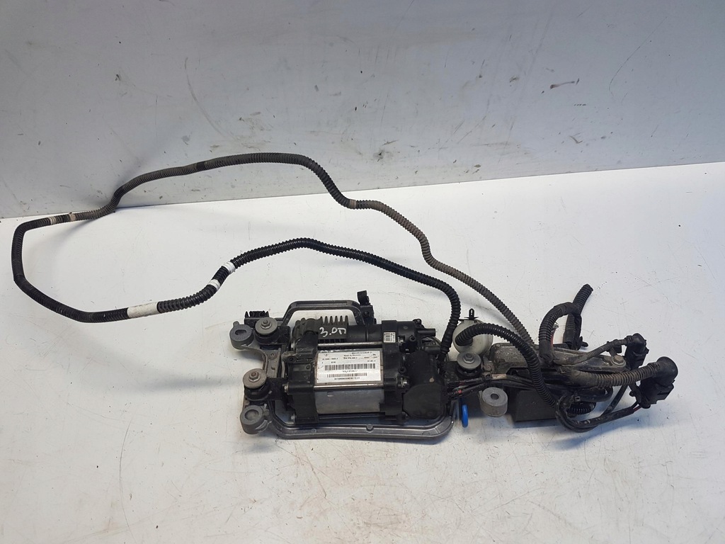 PORSCHE MACAN kompresor zawieszenia rozdzielacz - 13629046141 - oficjalne archiwum Allegro