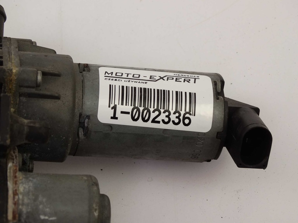 Mercedes W220 W215 ELEKTROZAWÓR WODY A2208300084 - 9095876415 ...
