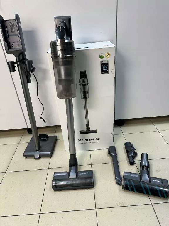ODKURZACZ PIONOWY SAMSUNG JET 90 SERIES - 15031503257 - oficjalne ...