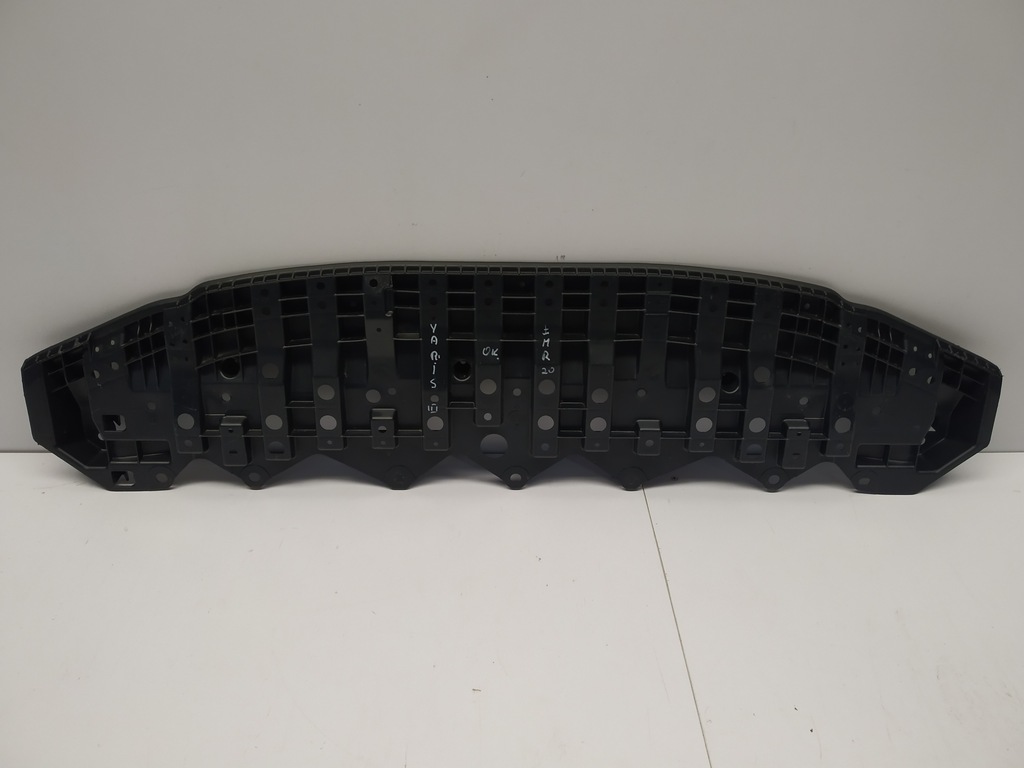 2014r + Toyota Yaris III lift osłona płyta pod zderzak przód Oryginał ...