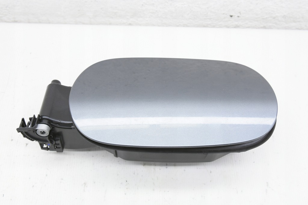 Mercedes W205 LIFT KLAPKA WLEWU PALIWA 992 - 12868602293 - oficjalne ...
