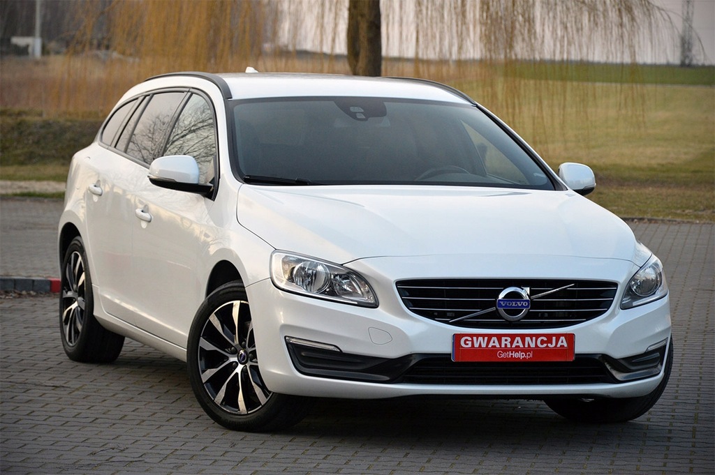 VOLVO V60 2.0 D2 120PS Lift Serwis Navi Skóry Biała Perła Piękny ...