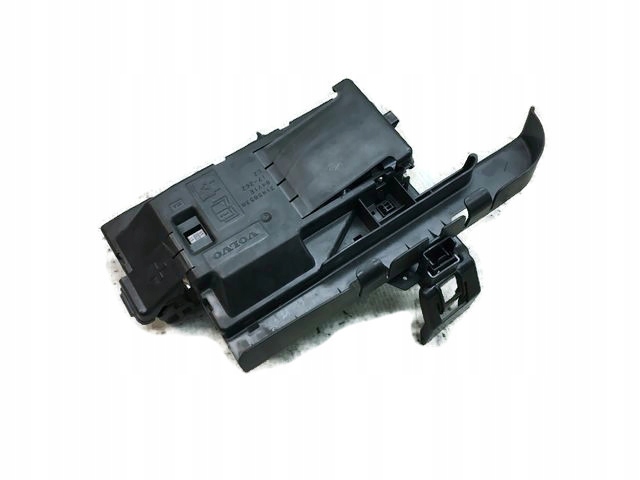 VOLVO XC90 SKRZYNKA BEZPIECZNIKÓW KLEMA 31450530 - 13010322476 ...